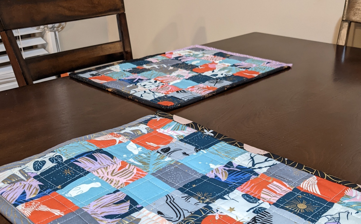 How to Make Simple Set of Fabric Tablemats Using a Jelly Roll ...